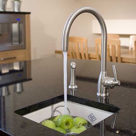 Kitchen Sink Taps – BIG Lobang